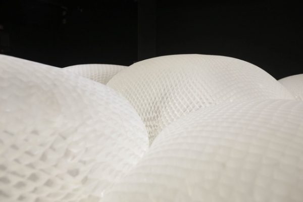 Emilie Faïf, scénographe plasticienne, sculpture textile éco ...