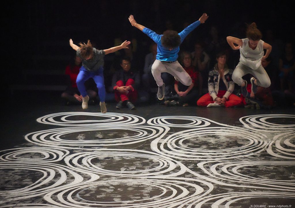 Emilie Faïf, artiste plasticienne, scénographie textile éco-responsable ...