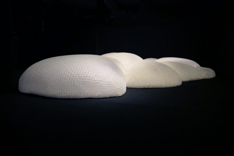 Emilie Faïf, scénographe plasticienne, sculpture textile éco ...